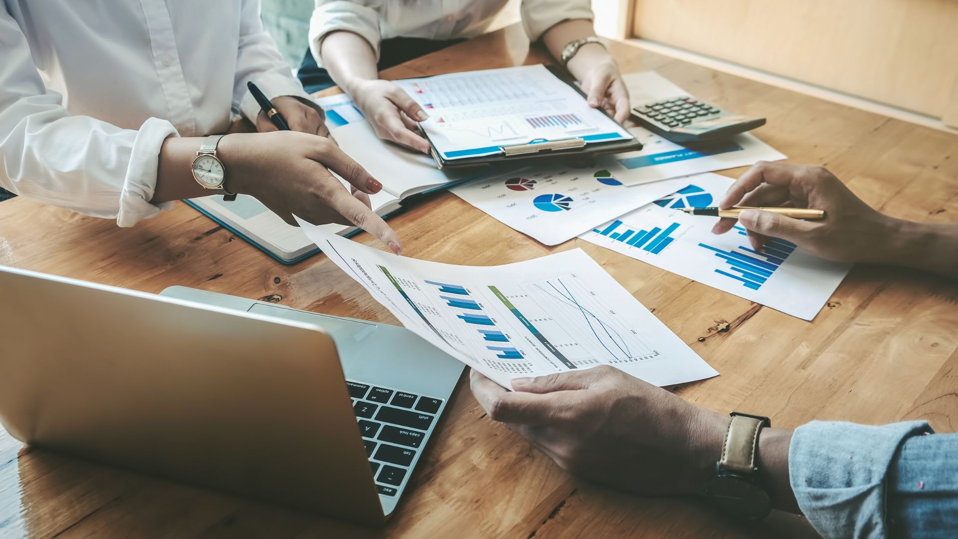 Top 10 Benefits of Regular Business Audits | APT Global Firms